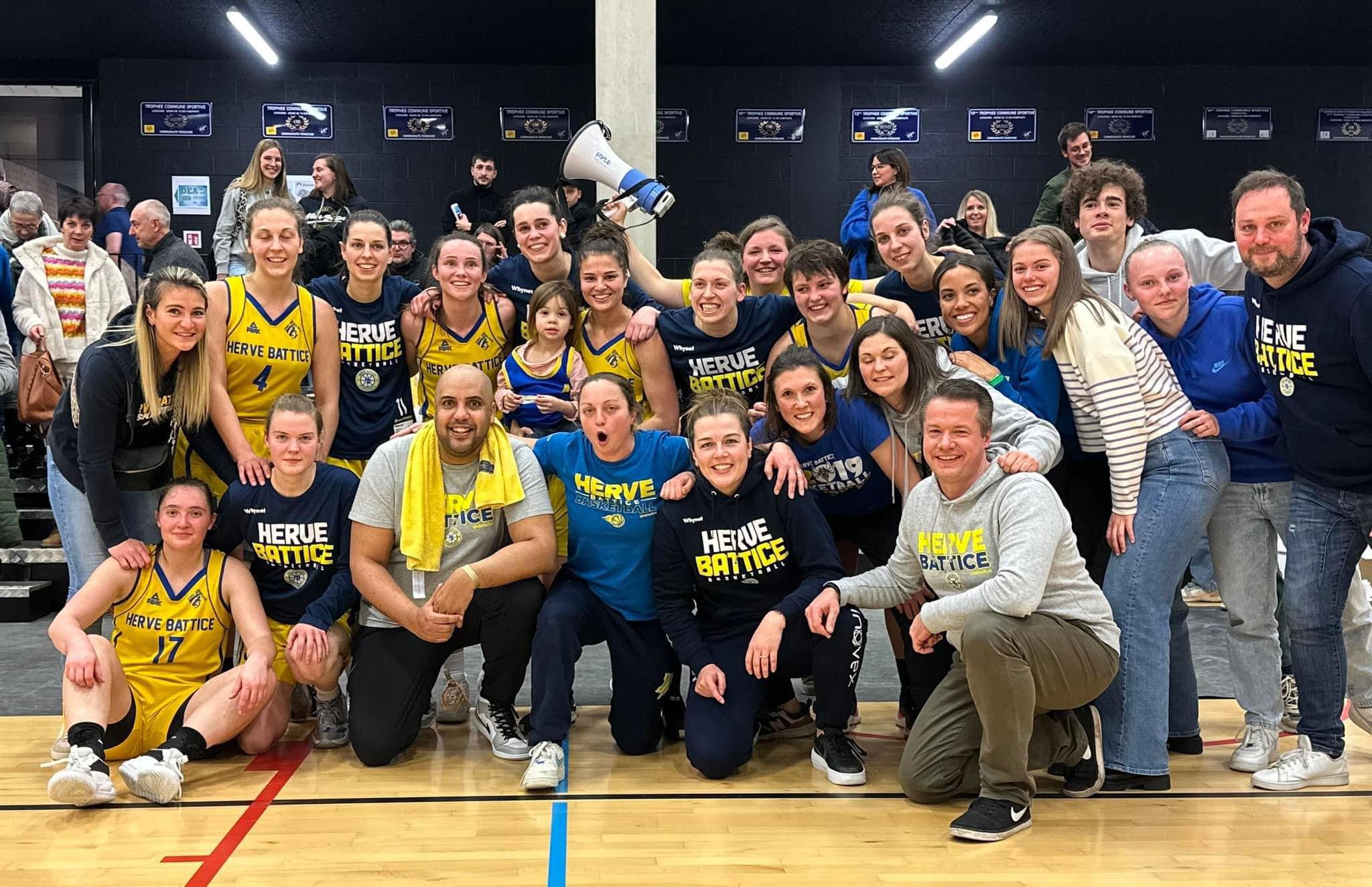 "Les gradins de la Mons.Arena seront jaune et bleu !" — Liège&Basketball