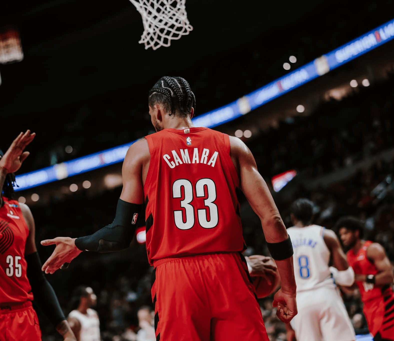 Toumani Camara taille patron, les Blazers infligent une sévère rouste ...